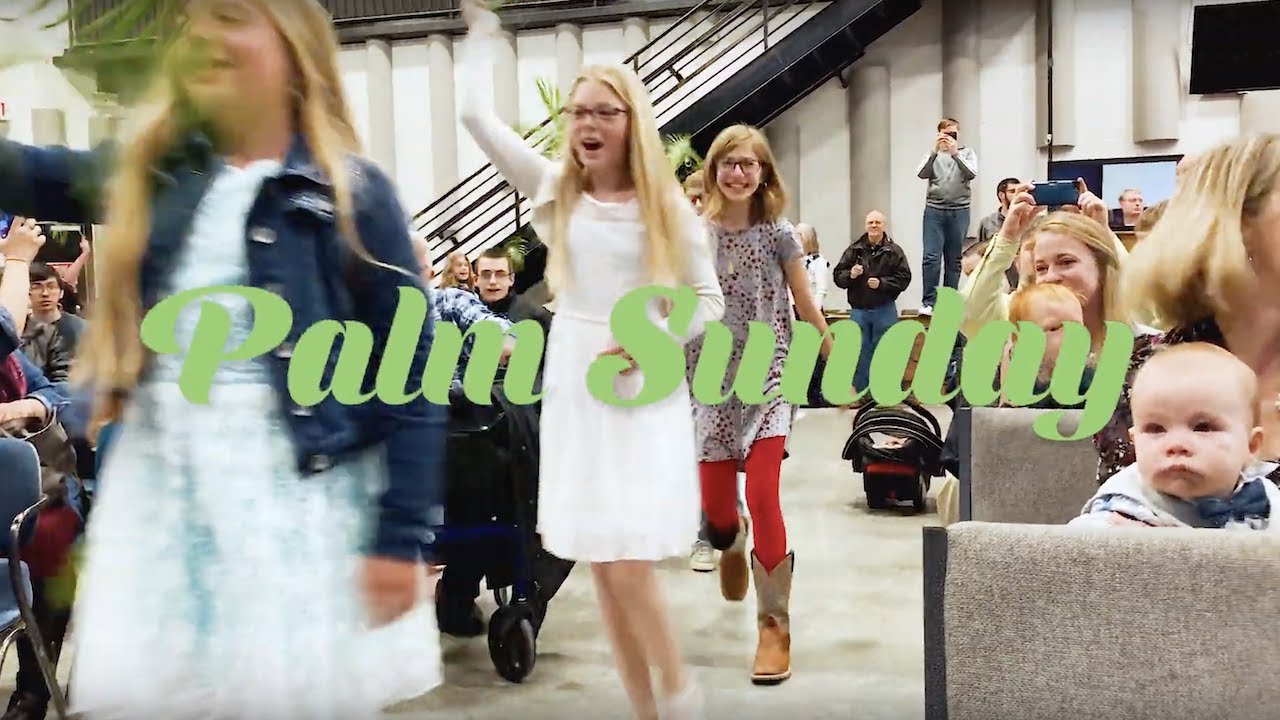 Trinity Kids Choir // "Hosanna in the Highest" by Benjamin Gulick - YouTube