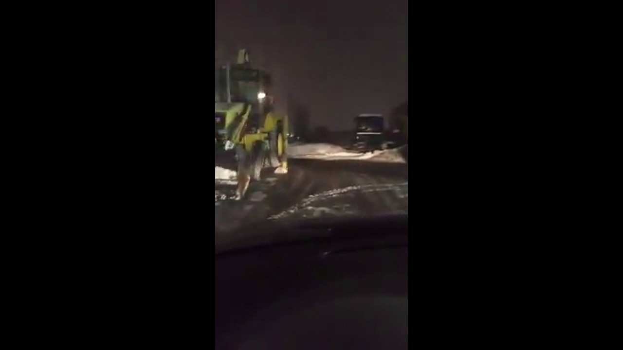 Snow removal fail - YouTube