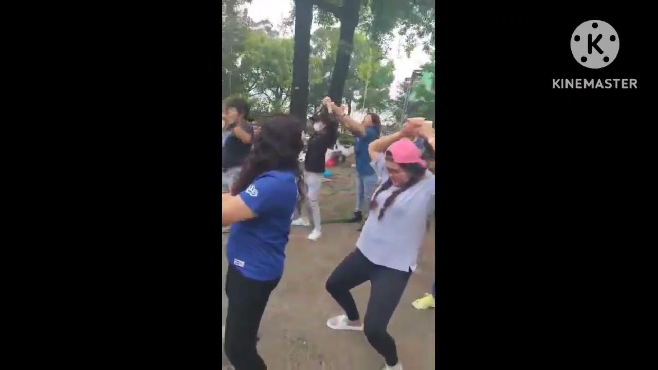 Trending na laro ngaun Eating banana or subo mo banana mo.subrang ...