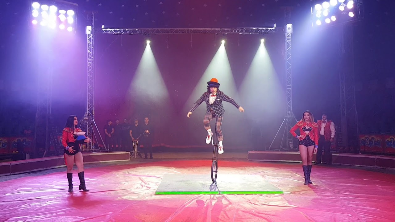 El MEJOR EQUILIBRISTA - YouTube