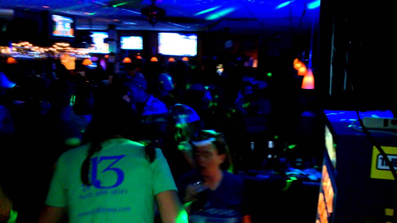 DJ Spinelli At Fibber McGee's In Beverly MA (9-18-15) - YouTube