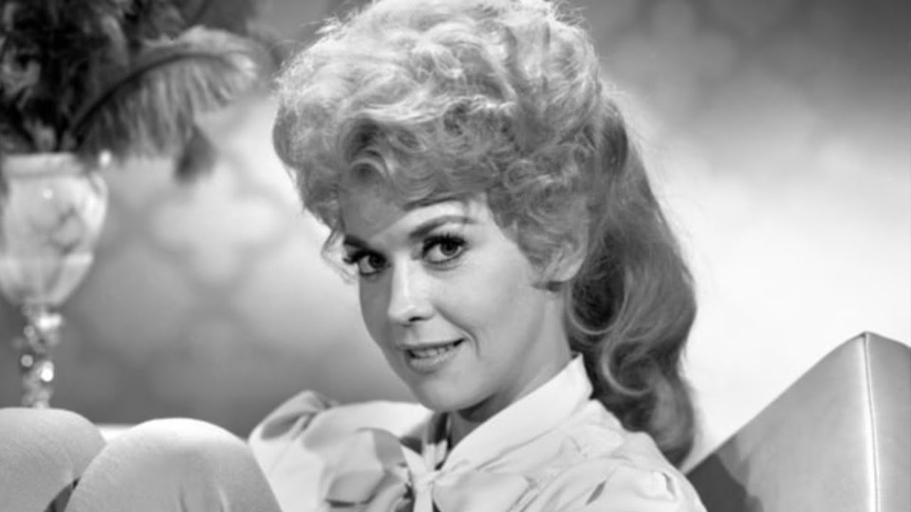 This Photo Is Not Edited Look Closer At The Beverly Hillbillies Blooper Youtube