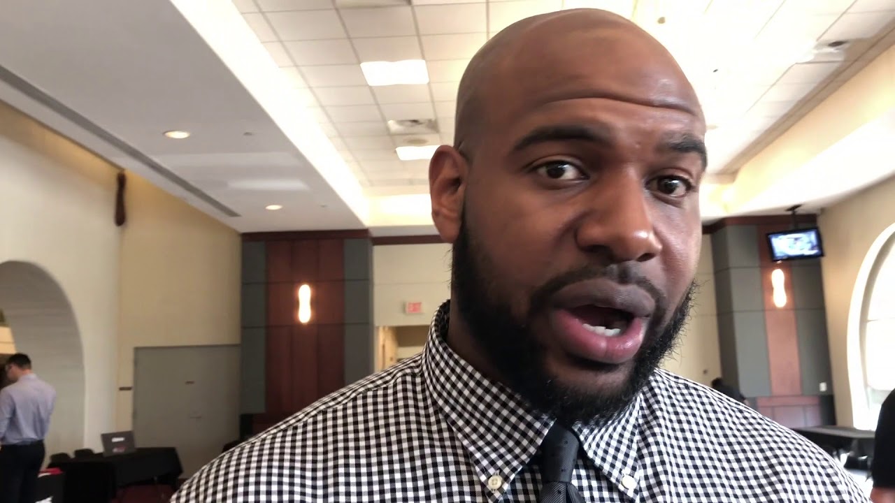 Ryan Stamper at Ohio State Job Fair - ELEVENWARRIORS.COM - YouTube