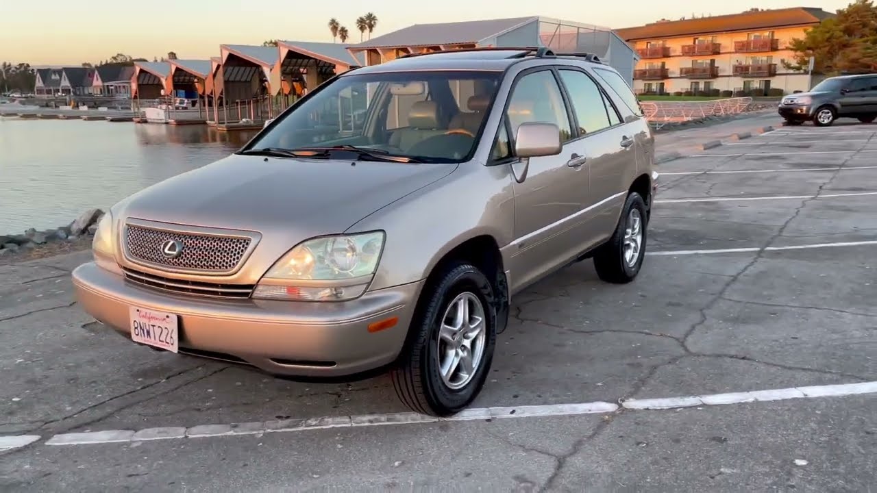 Lexus RX300 Coach Edition - YouTube