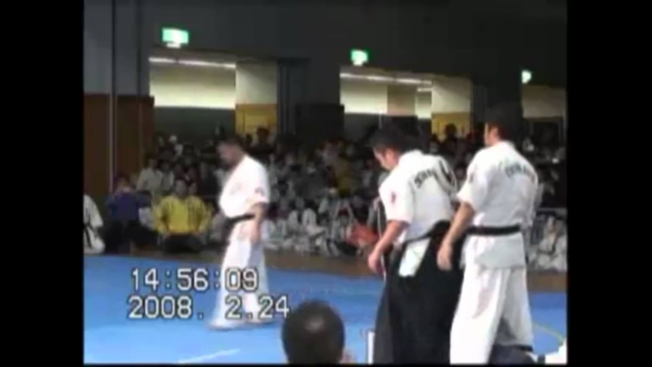 bending metal bat by round kick - YouTube