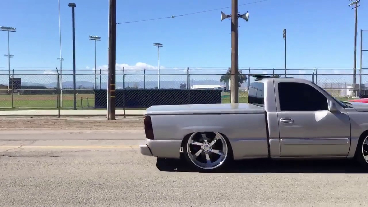 Single Cab on 26 inch intros - YouTube
