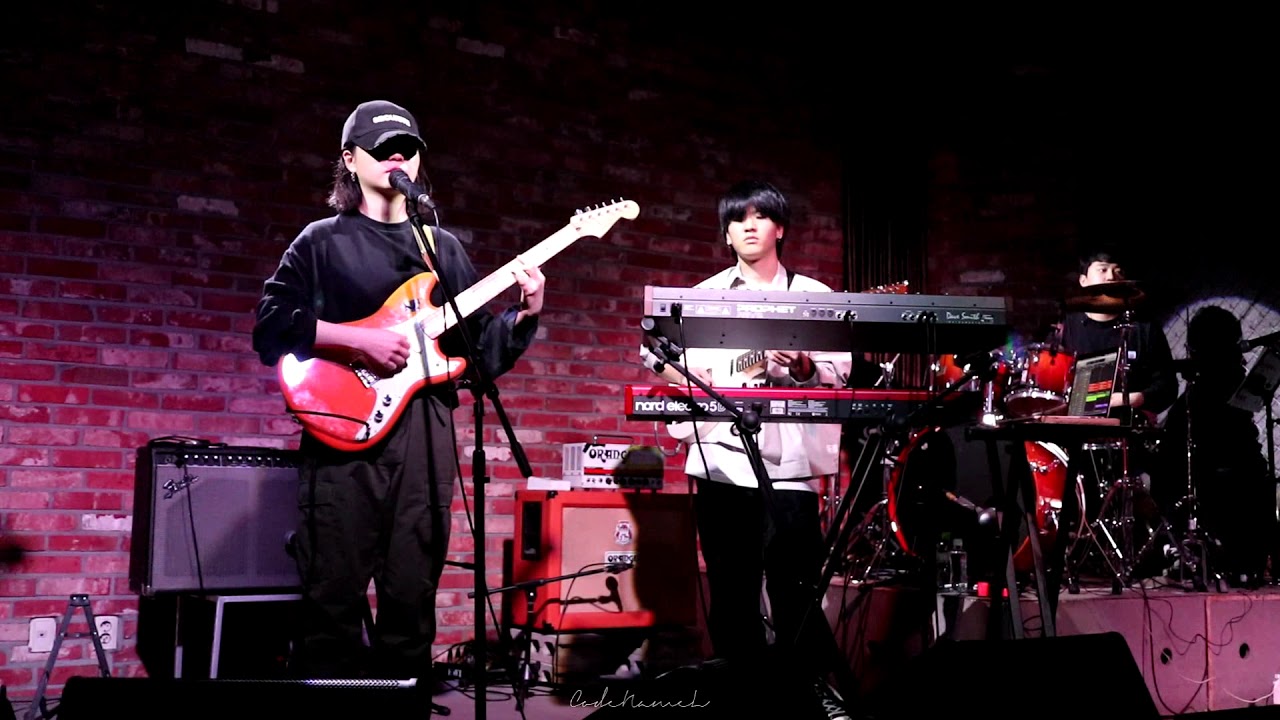 190316 아월(OurR) - Confusing(혼란해) @ The Gift _ SurL, OurR - YouTube