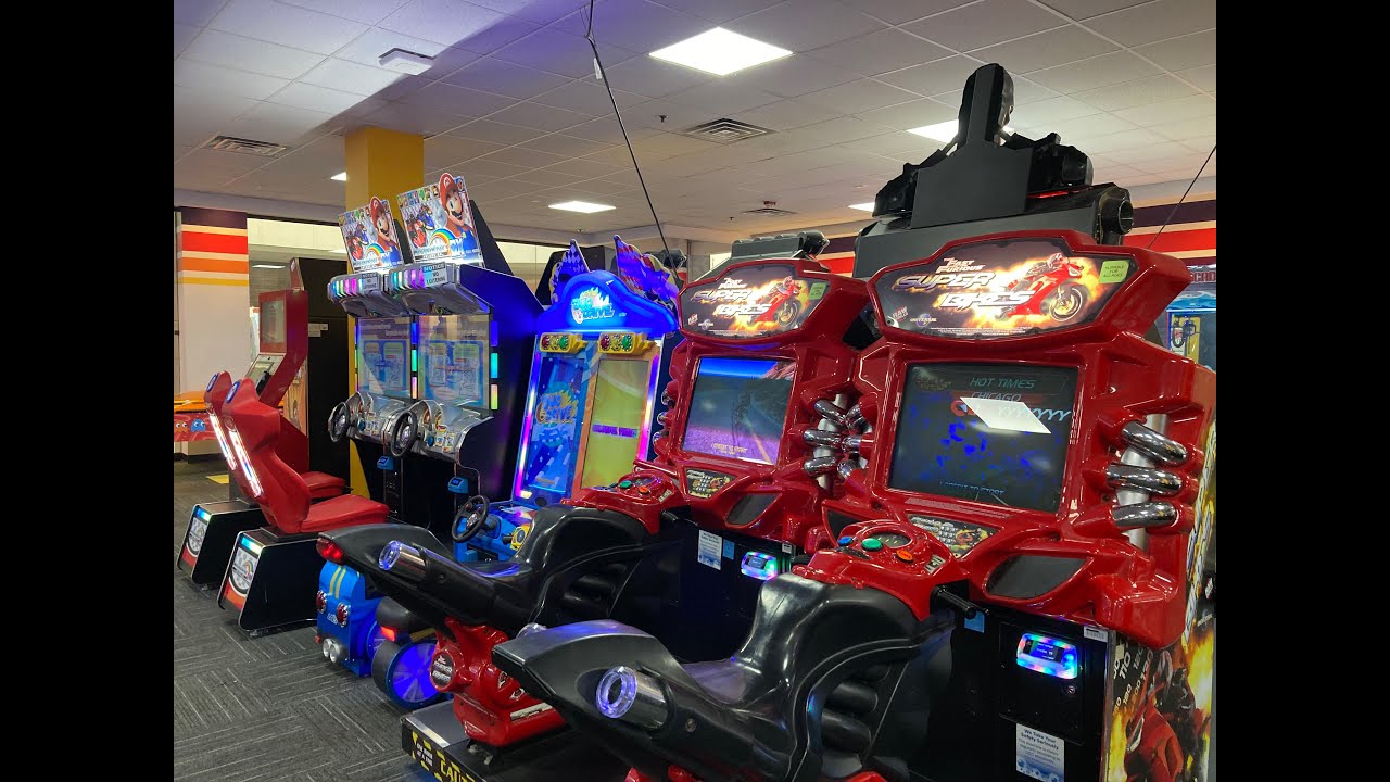 Playing some arcades and claw machines... At The Pier Arcade! - YouTube