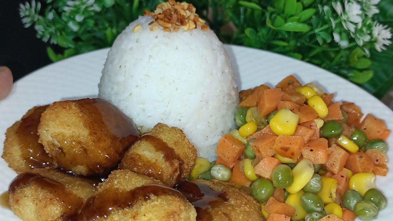 Pinoy Breakfast | Chicken nuggets + sautéed mixed vegetables + rice w ...