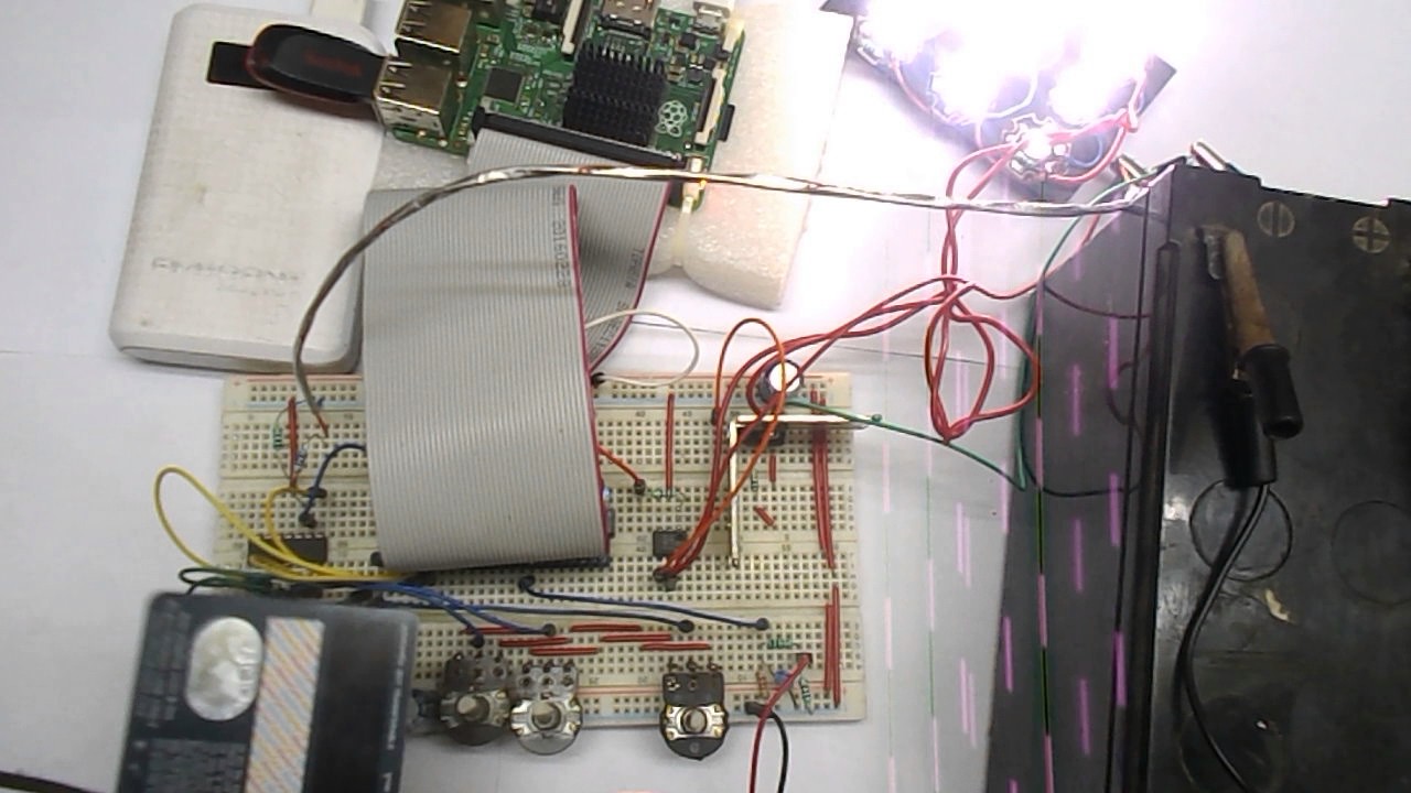 Raspberry Pi Emergency Lamp - YouTube
