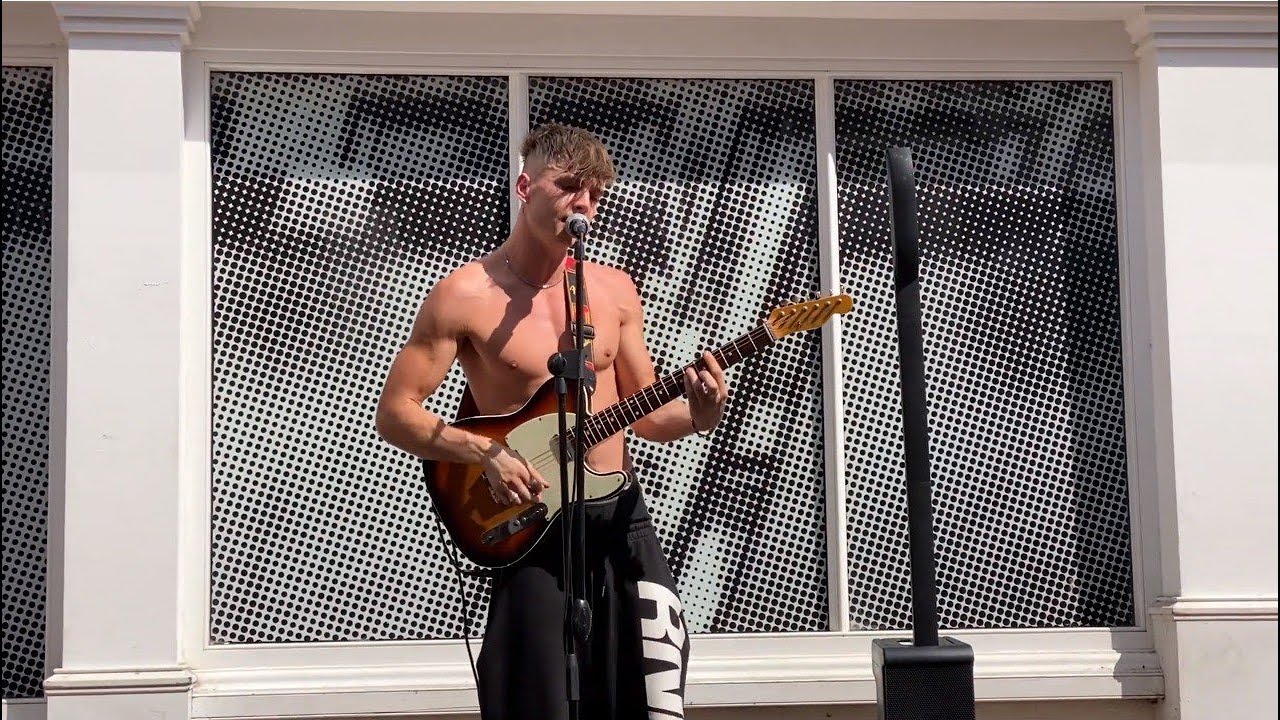 Bob Marley classic, Could you be loved by Ren (The Big Push) busking in ...