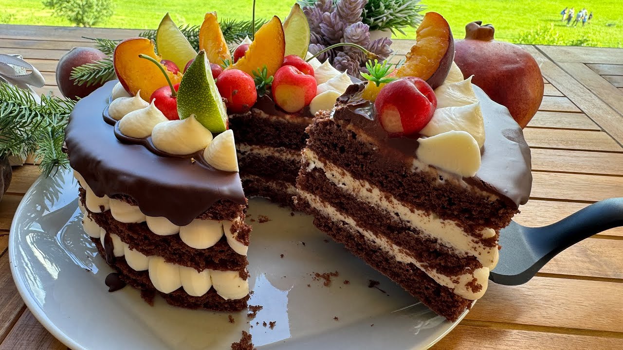 Tort simplu si umed ce se prepara usor si nu iti trebuie multe ...