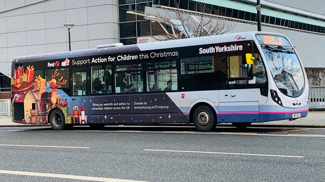 First Bus Sheffield 63001 New Christmas Livery On 11 From Chapeltown To ...