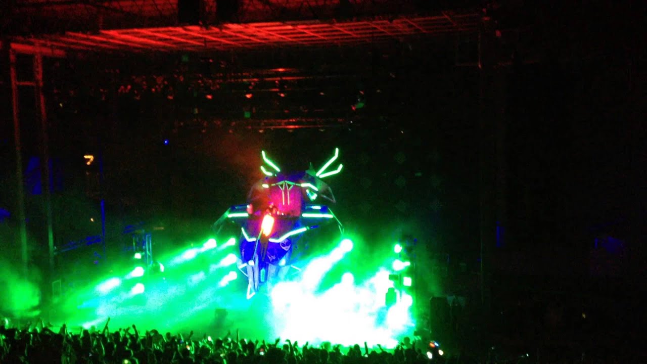 Skrillex @ Red Rocks 6/20/14 - YouTube