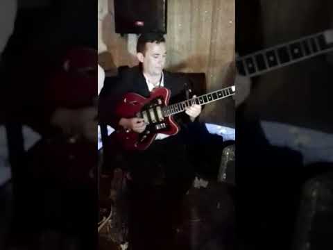 Gedebeyli senetkar gozel Kitarada ifa / Nicat qardawin isdeyi ile