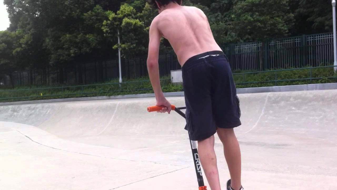 Scooter Balancing Fail - YouTube
