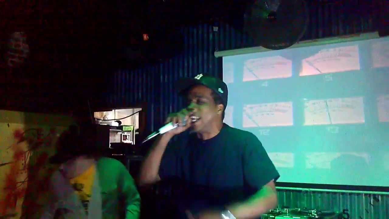 Len Berzerk Performing @ The Art Of Lyrics - YouTube