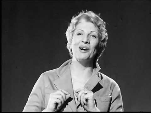 Anny Gould * Dans la rue * 1956 - YouTube