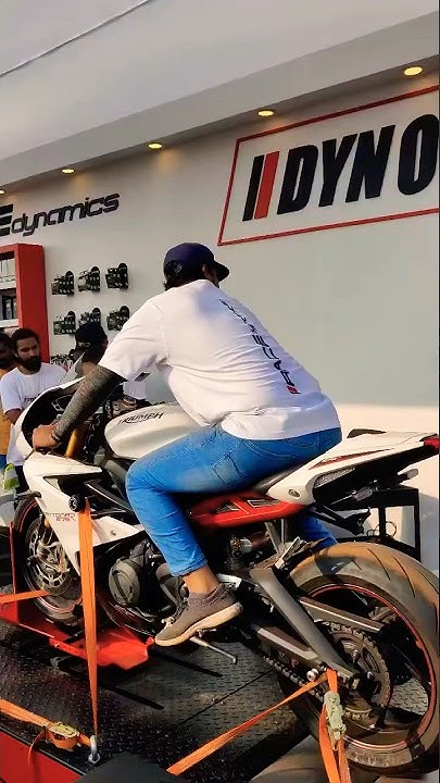 TRIUMPH DAYTONA 675 R // DYNO RUN 🏍️💨 - YouTube