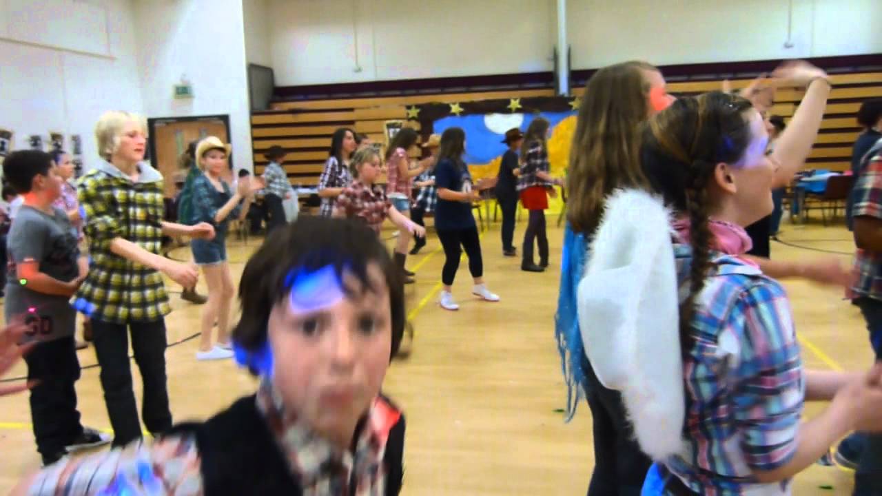 BANFF PRIMARY HOEDOWN 5 - YouTube