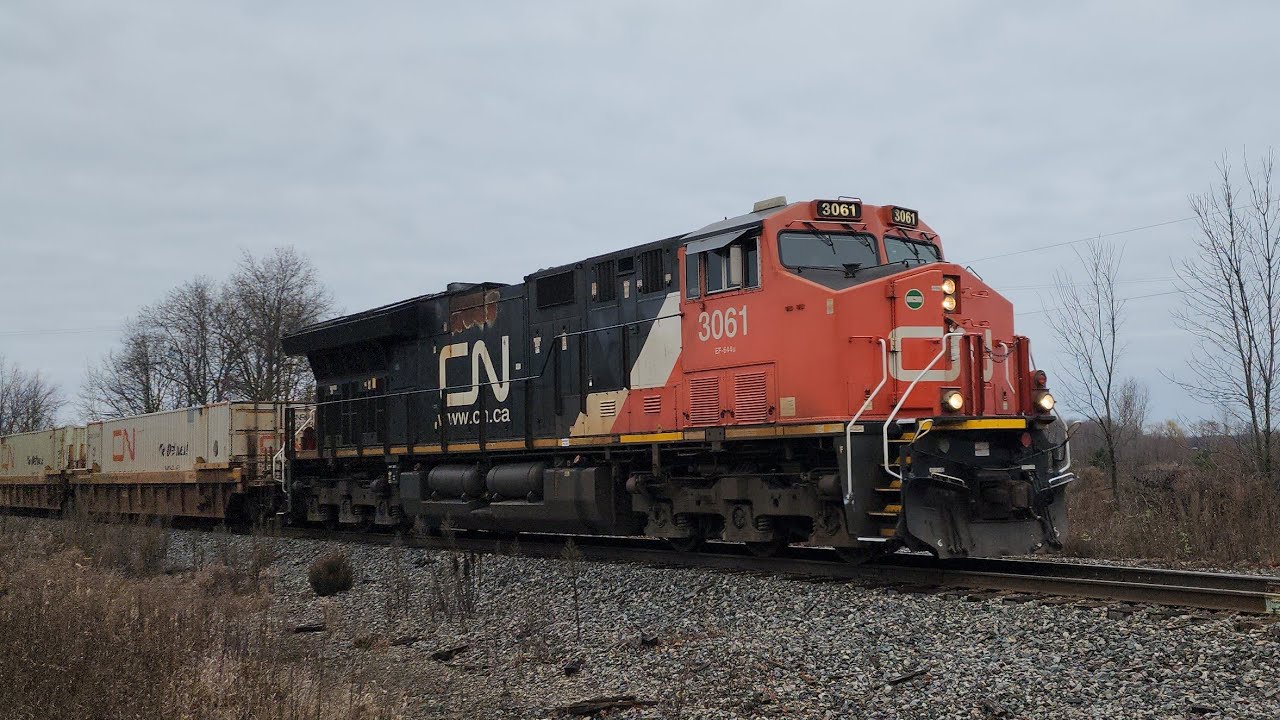 CN Train Q116 CN 3061 Gaines, Michigan November 16, 2024 0952 - YouTube
