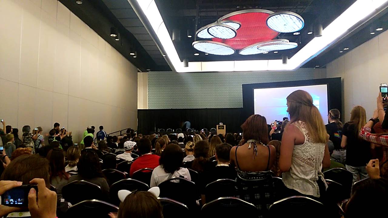 Markiplier Dabs At Vidcon 2016 - YouTube
