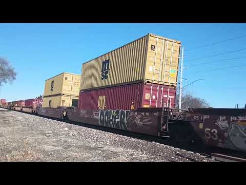UP 9656 leads a long Intermodal through Gardner, IL with a double Mid DPU !! - YouTube