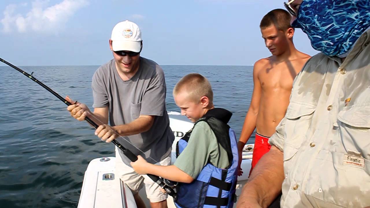 2011June3 Don Luedke & Crew Fishing for Red Snapper - YouTube