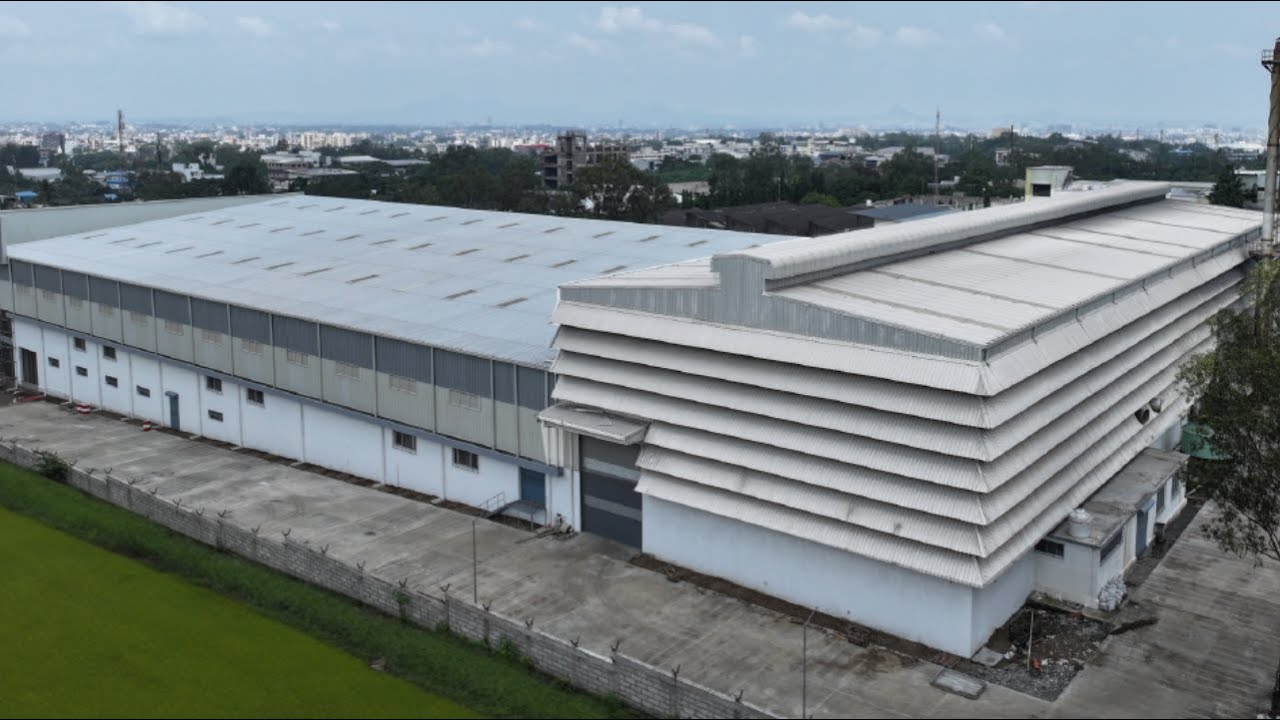 INDUSTRIAL SHED WITH ALUMINIUM SHEETING, INDUSTRIAL LOUVERS AND ROOF ...