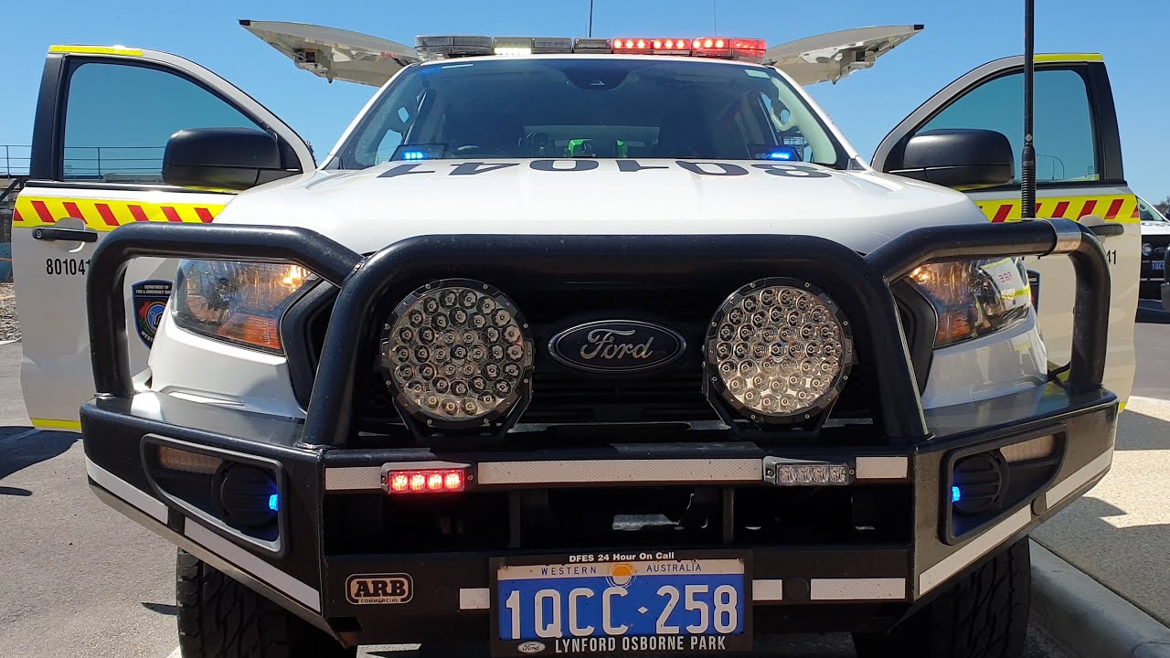 Fire Vehicles & Light Demos - DFES Centre of Excellence, WA - 30 Oct ...