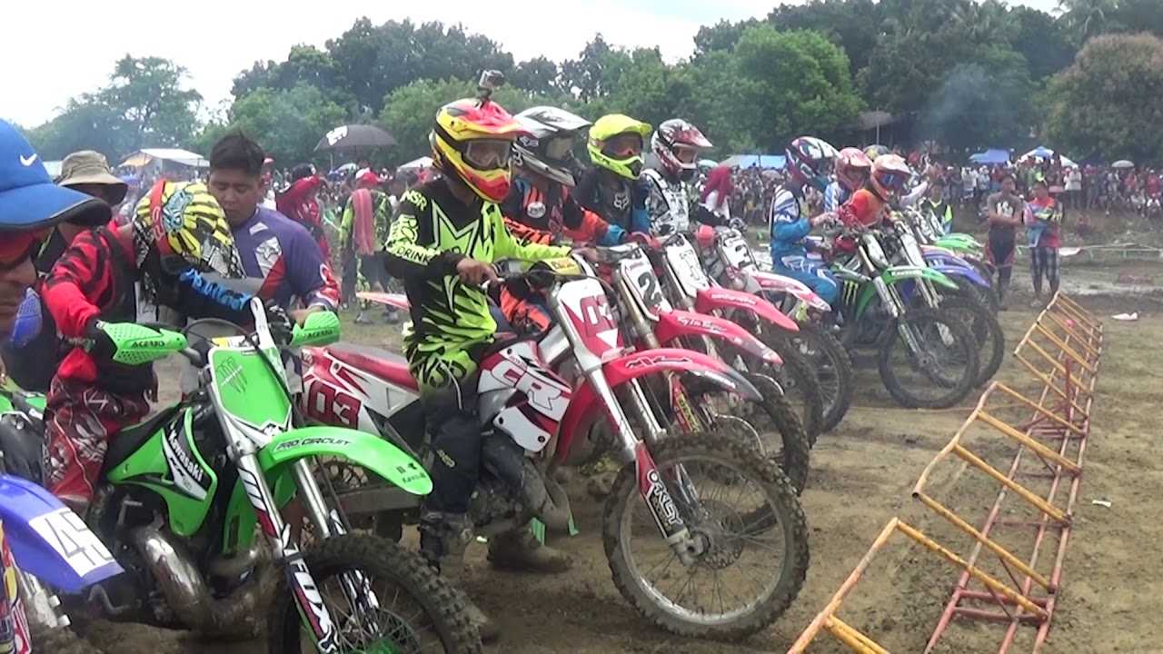 Leon Motocross with Tapaz Racing Team Family - YouTube