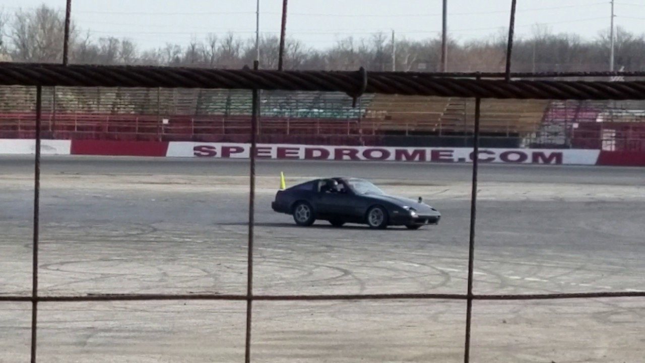 NA Z31 300zx Speedrome Drifting - YouTube