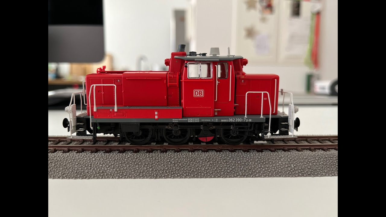 Br 362 Fahrt/ Class 362 shunting loco - YouTube