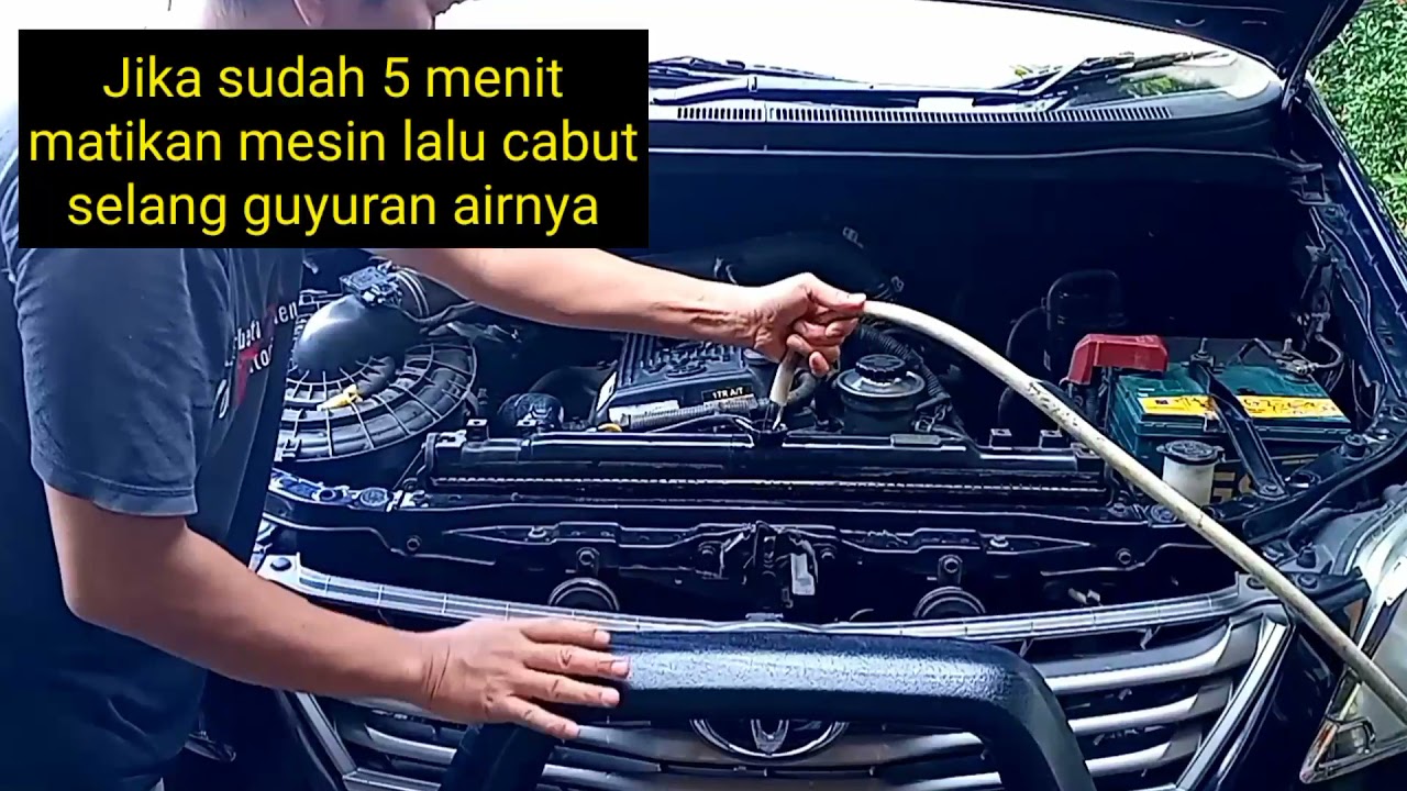 SOLUSI air radiator panas innova bensin - YouTube
