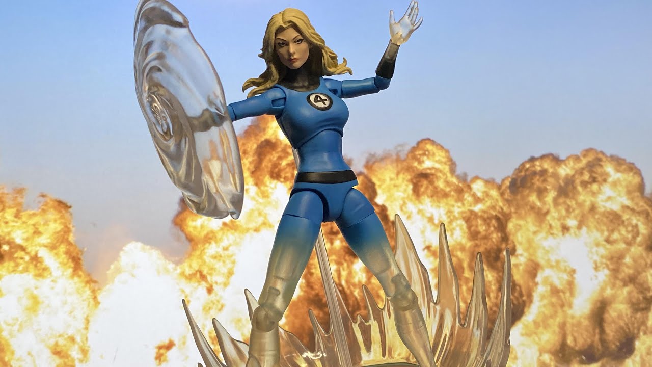 Review: See The Amazing 'invisible Woman' Marvel Select Action Figure ...
