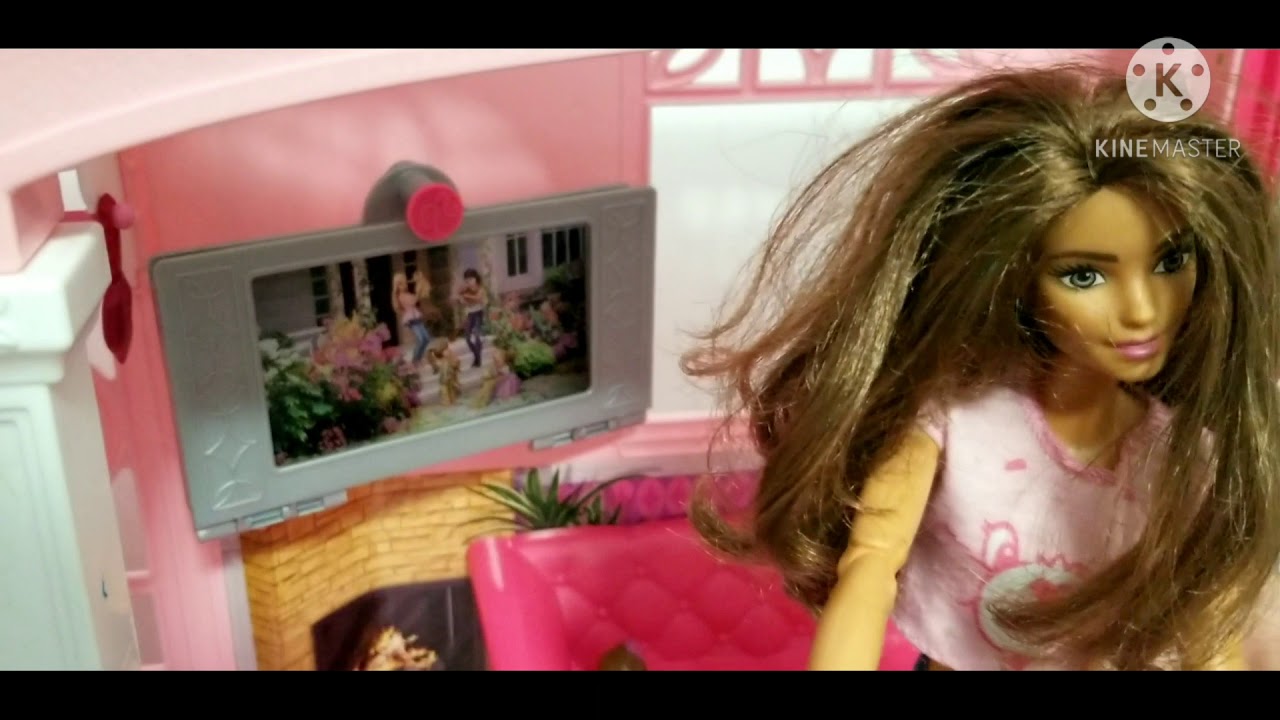 Barbie has a car accident - YouTube