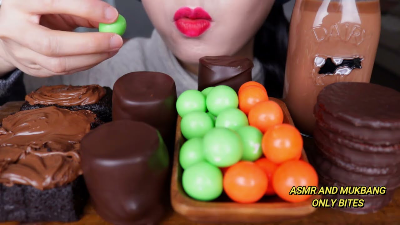 Lychee - ASMR CHOCOLATE BALLS NUTELLA CAKE *ONLY BITES* - YouTube