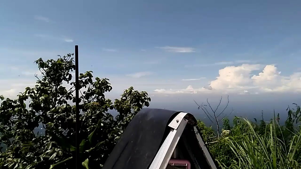 Makam di puncak gunung turgo part1 - YouTube