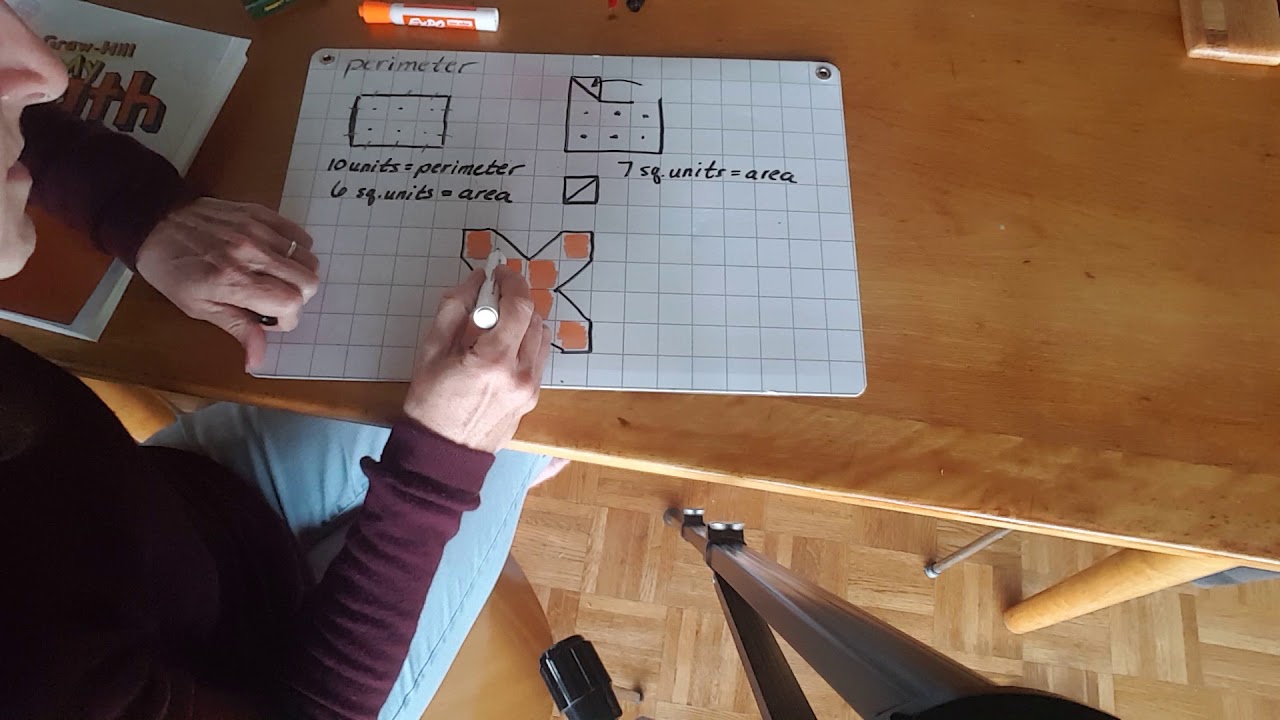 Calculating Area with Half Sq. Units - YouTube