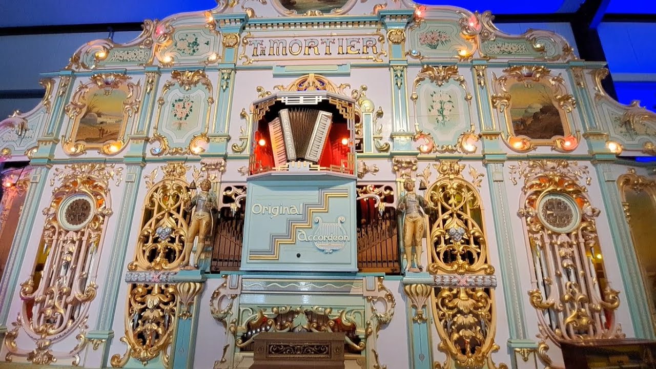 92 key Mortier dance organ (977) - The Grange / October 2023 - YouTube