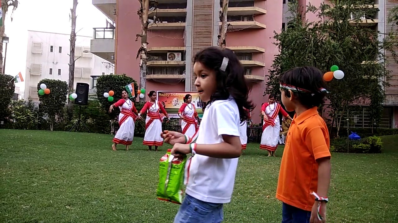 Jhumur dance of Assam By SRF 1 Ladies Group Gandhinagar Gujarat ...
