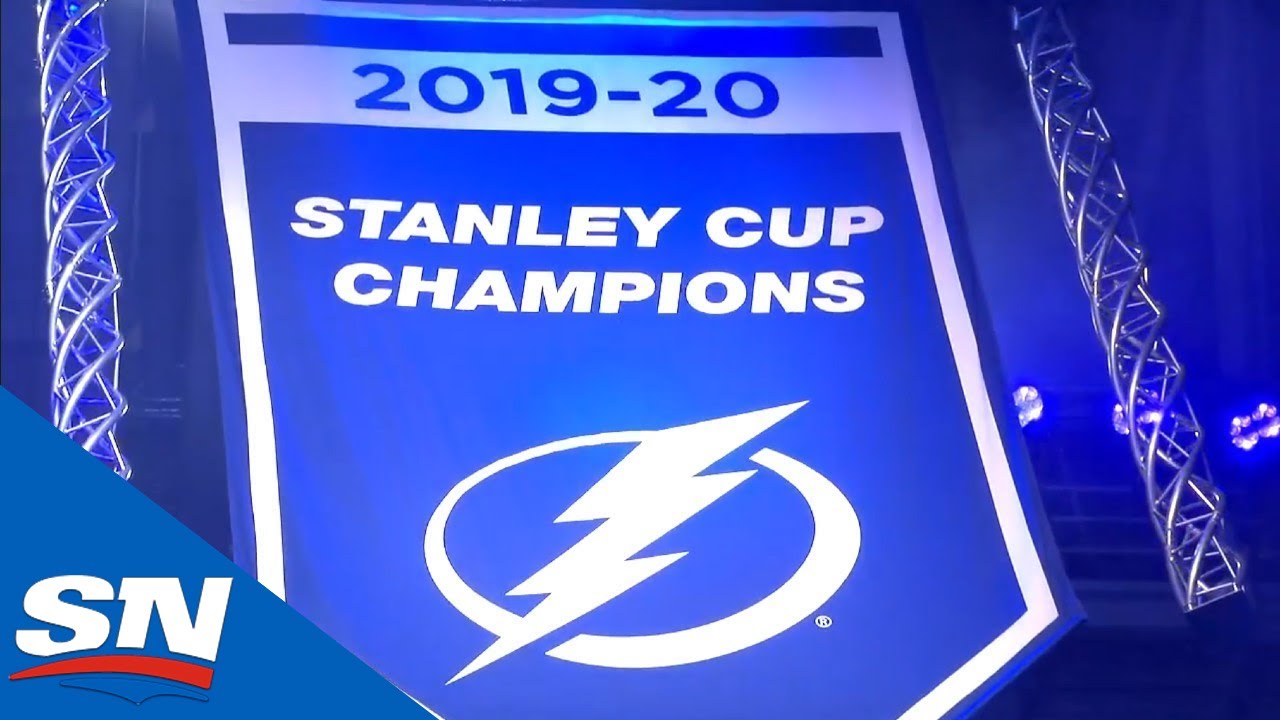Lightning Raise Stanley Cup Banner With Fans In Stands - YouTube