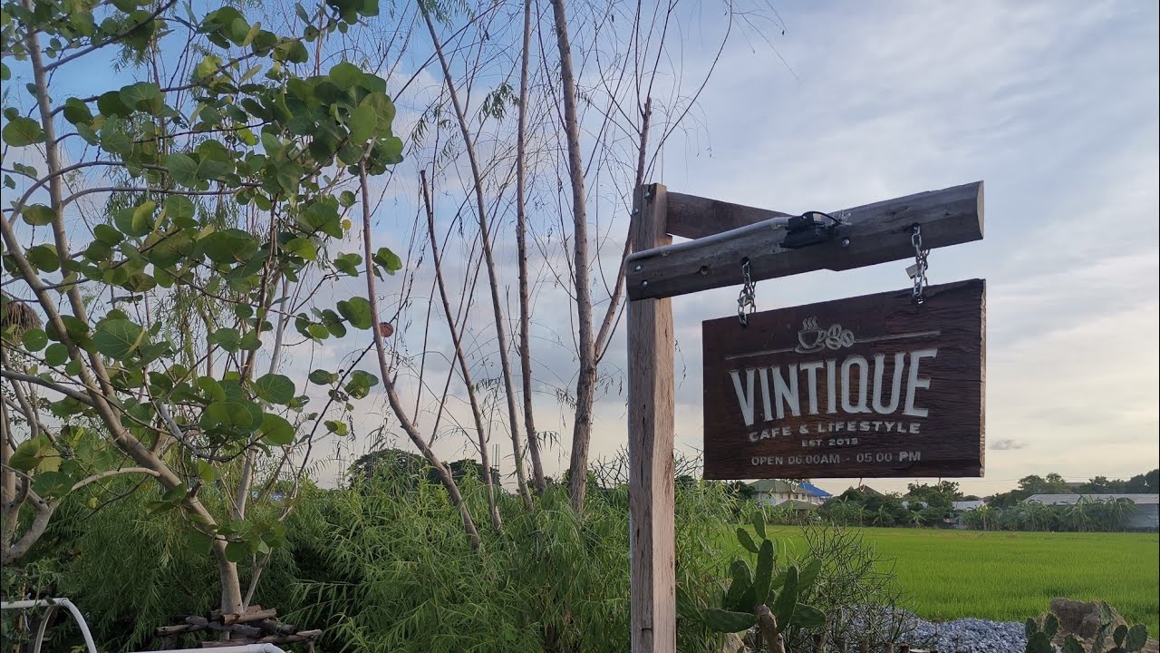 Vintique Cafe and Lifestyle 🏜️ - YouTube