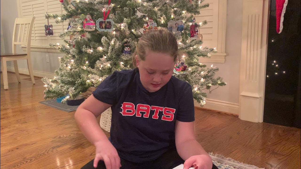 Read with Eloise: The Christmas Pig, Chapter 8 - YouTube