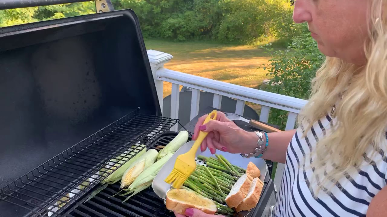 Grillin’ - YouTube