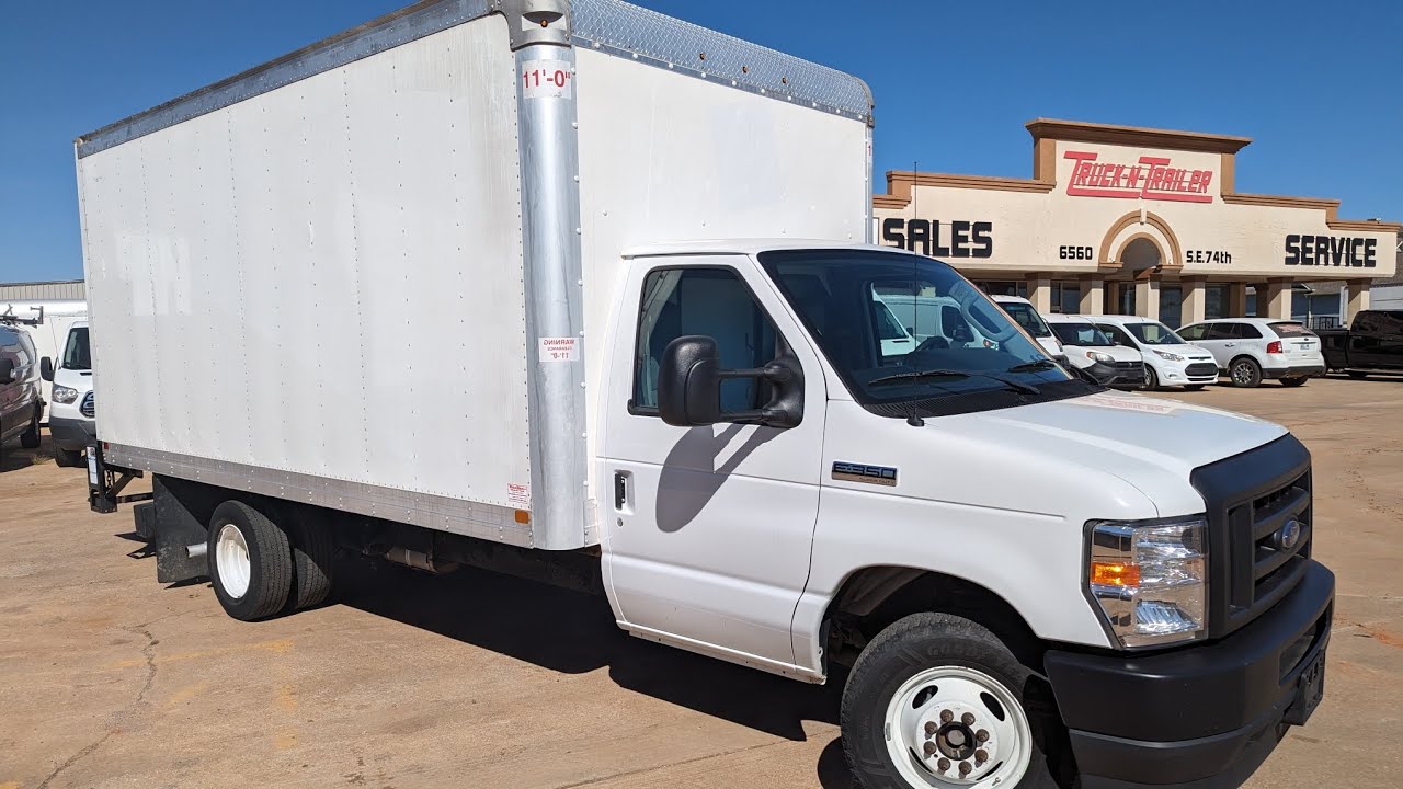 2022 FORD E-350 Box Truck with Lift Gate For Sale - YouTube
