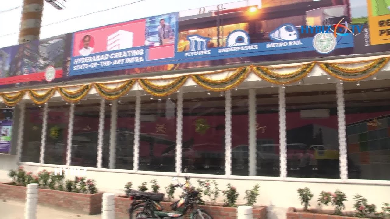 AC BUS Stand in Hyderabad | AC Bus Shelter Shilparamam - YouTube