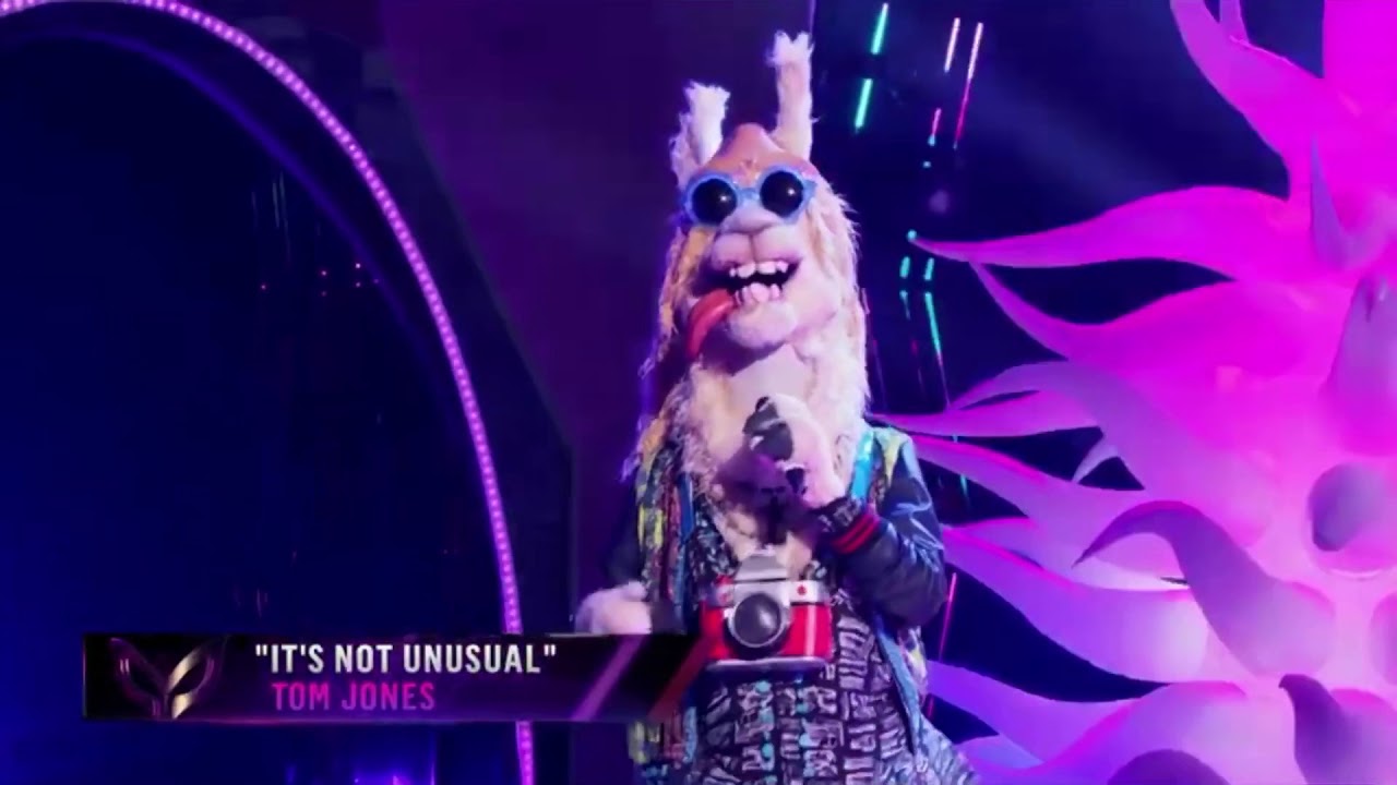 Masked singer llama preform it not unusual - YouTube