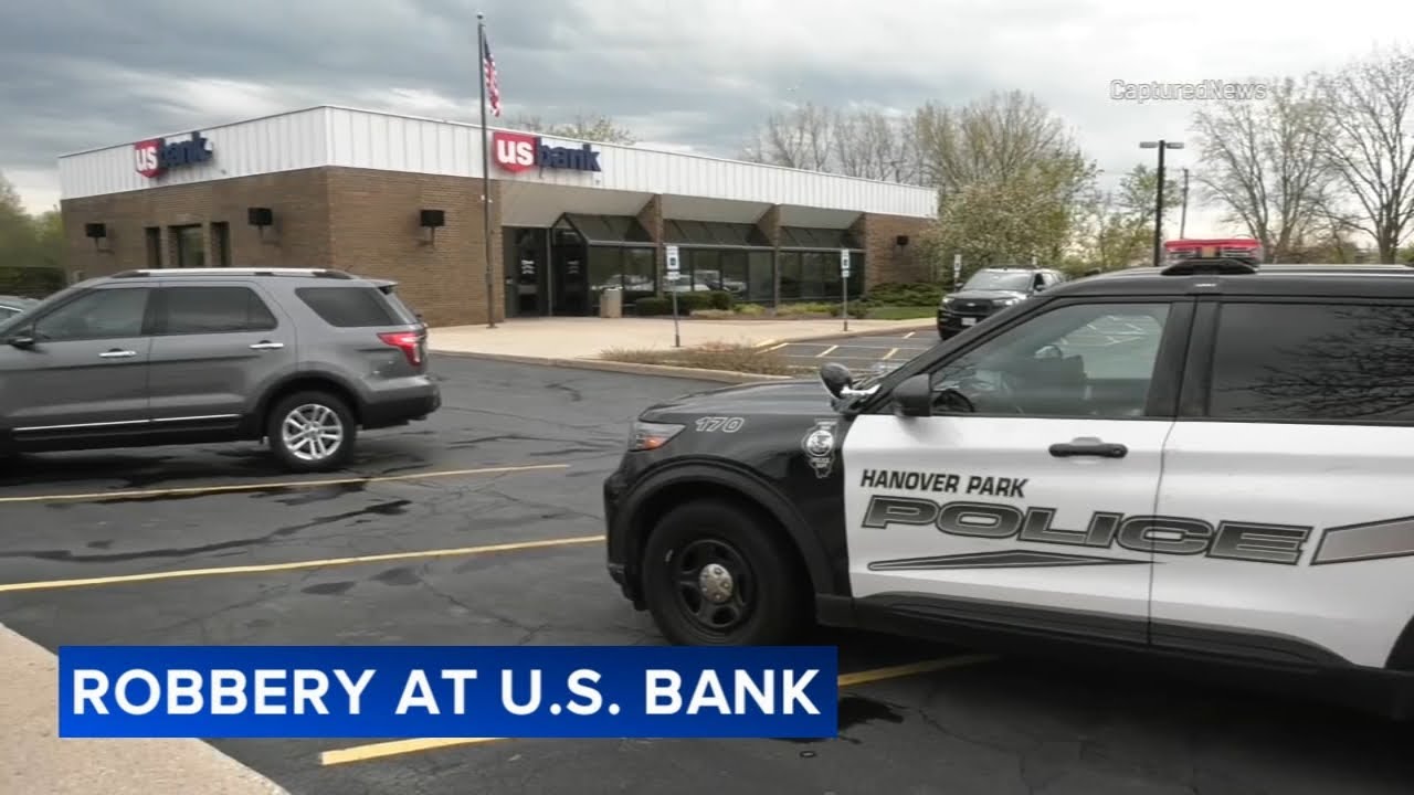 FBI responds to 2 reported bank robberies northwest suburbs - YouTube