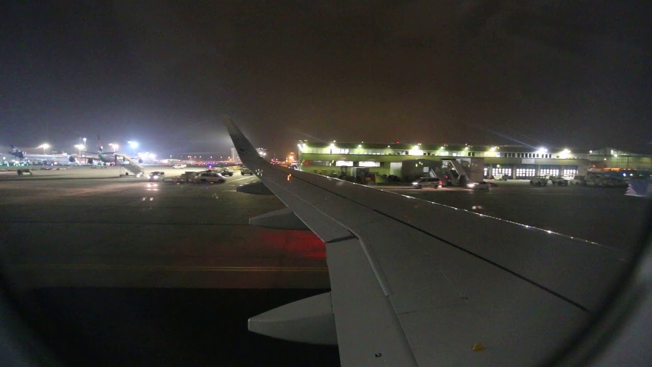 Lufthansa A320 Neo - PTU Noise during Single Engine Taxi - YouTube
